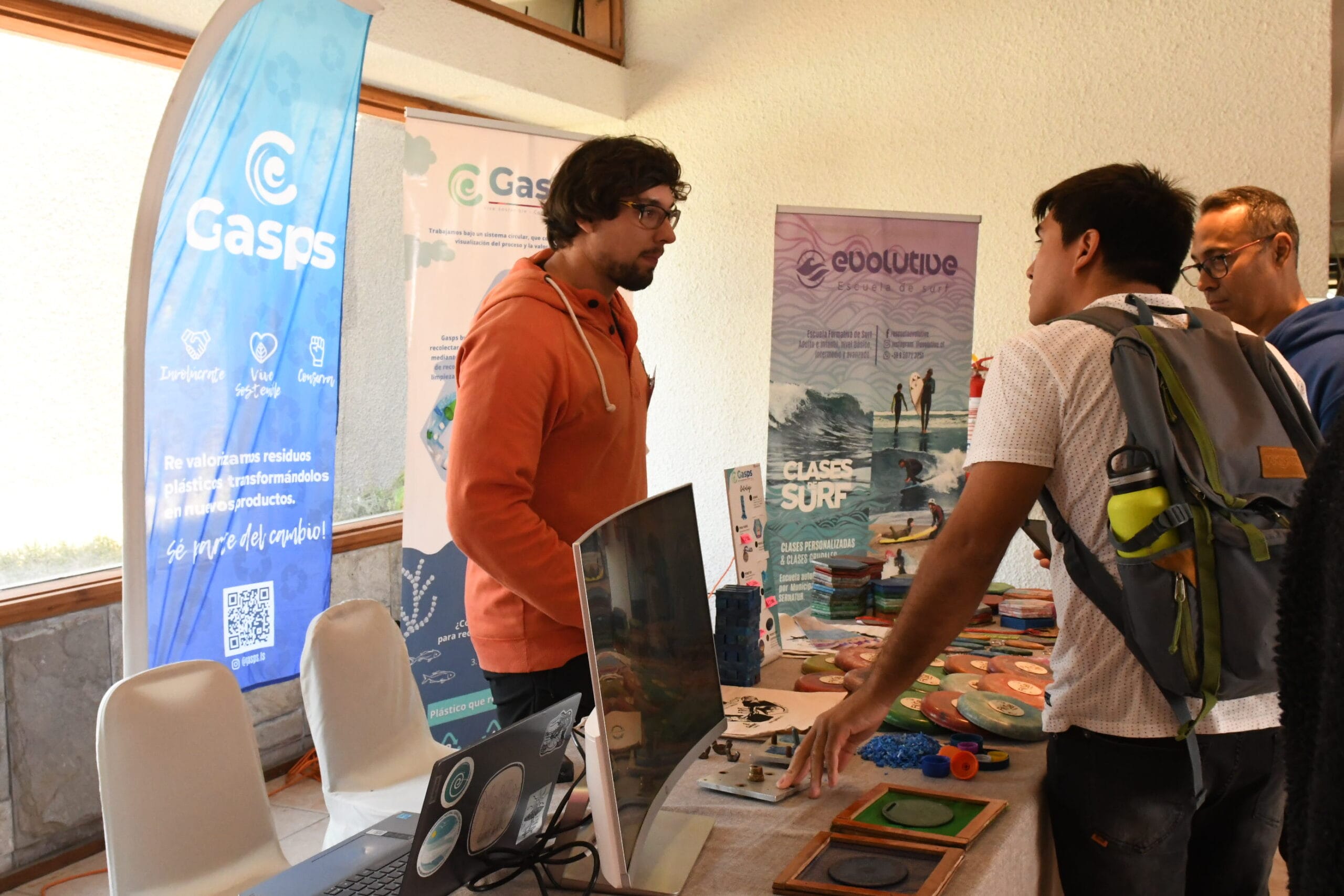 La Serena. Más de mil personas fueron parte de la 1ºera cumbre internacional de turismo aventura ...
